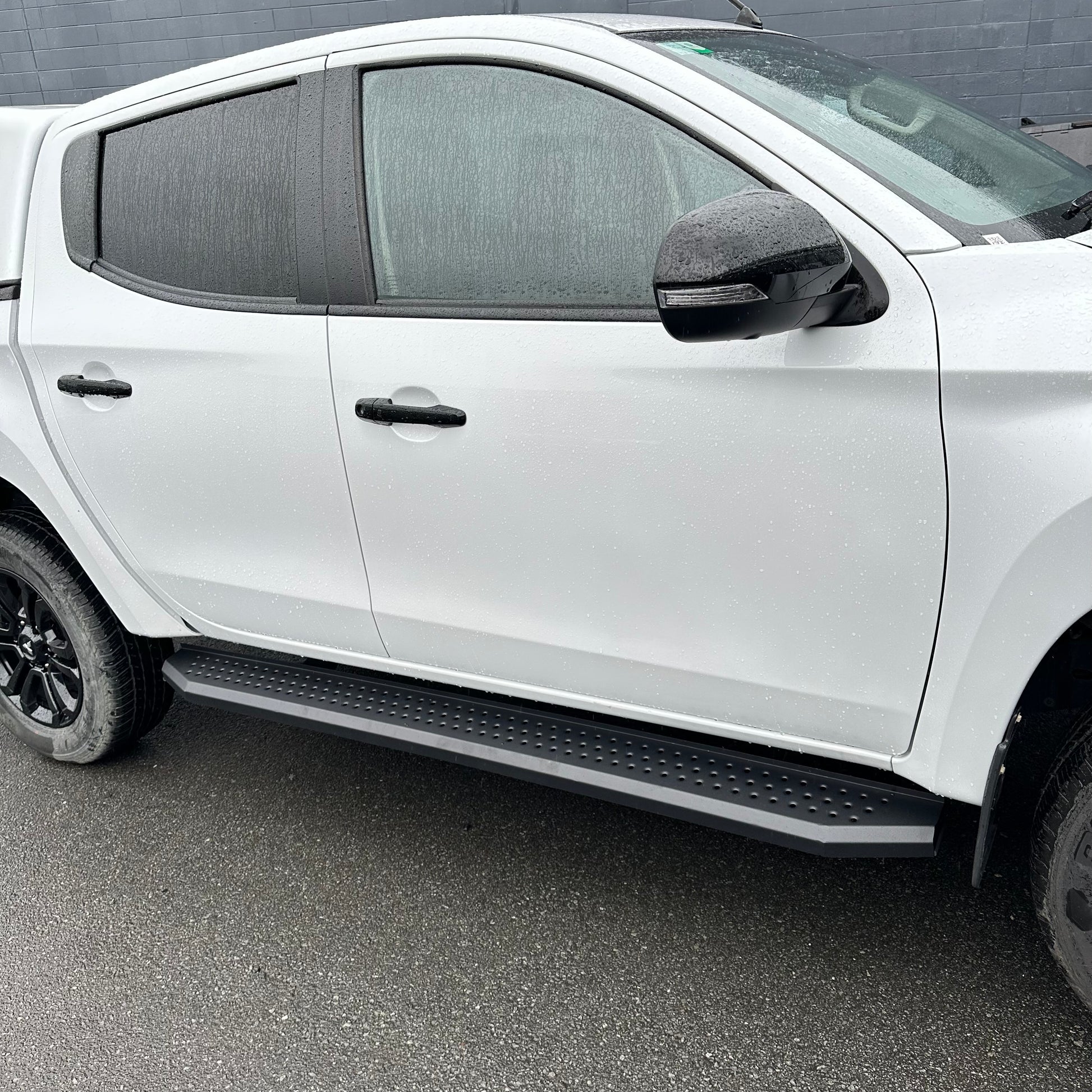 Side Step Running Board Black Steel Triton 2019-2023 Double/Super Cab