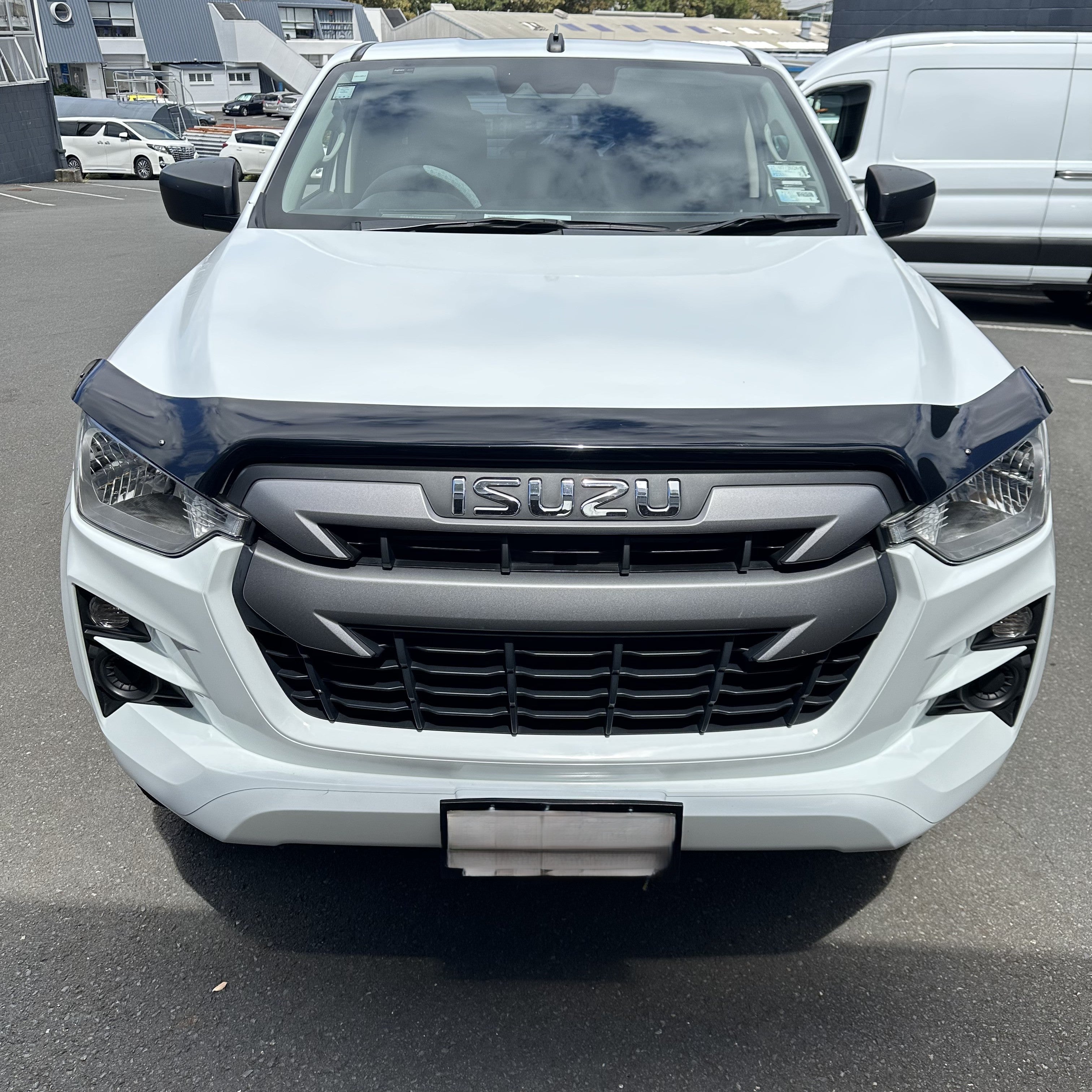 Bonnet Guard Protector Stone Guard Isuzu D-Max 2021-2023